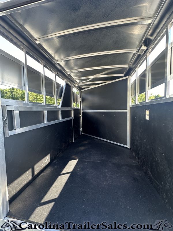 USED Shadow Horse Trailer for Sale - Horse Trailers Galore